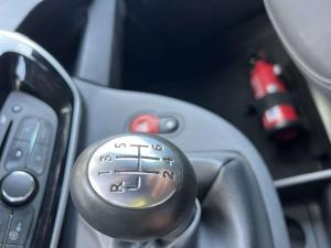 Zils Renault Kangoo 2017 Kauņa, ar dzinēja tilpumu 1.46 L un nobraukumu 240 tūkst. km par 5750 €, foto 18 vietnē AUTOMOTO.COM.LV