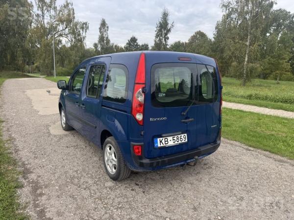 Renault Kangoo 2009 in Riga on AUTOMOTO.COM.LV Blue Renault Kangoo 2009 in Riga, with an engine capacity of 1.50 L and mileage of 296 thousand km for 3200 €, photo 8 on AUTOMOTO.COM.LV