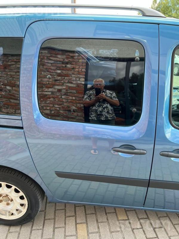 Blue Renault Kangoo 2013 in Talsi, with an engine capacity of 1.50 L and mileage of 0 thousand km for 3970 €, photo 3 on AUTOMOTO.COM.LV