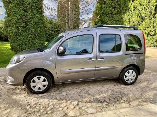 Renault Kangoo 2014 in Siauliai on AUTOMOTO.COM.LV Brown Renault Kangoo 2014 in Siauliai, with an engine capacity of 1.50 L and mileage of 188 thousand km for 4999 €, photo 6 on AUTOMOTO.COM.LV