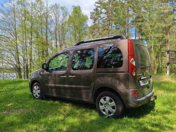 Brown Renault Kangoo 2012 in Vilnius, with an engine capacity of 1.50 L and mileage of 245 thousand km for 4900 €, photo 2 on AUTOMOTO.COM.LV