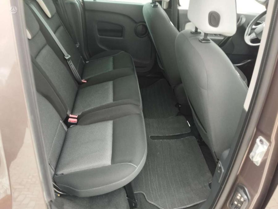 Brūns Renault Kangoo 2014 Tauragė, ar dzinēja tilpumu 1.20 L un nobraukumu 150 tūkst. km par 4600 €, foto 10 vietnē AUTOMOTO.COM.LV