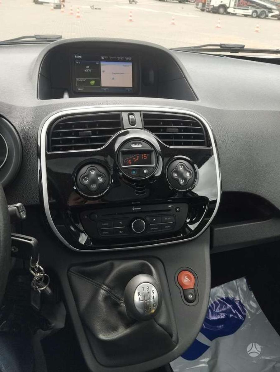 Brūns Renault Kangoo 2014 Tauragė, ar dzinēja tilpumu 1.20 L un nobraukumu 150 tūkst. km par 4600 €, foto 17 vietnē AUTOMOTO.COM.LV