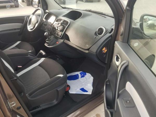 Brown Renault Kangoo 2014 in Taurage, with an engine capacity of 1.20 L and mileage of 152 thousand km for 4300 €, photo 10 on AUTOMOTO.COM.LV