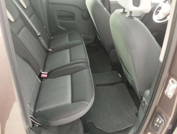 Brown Renault Kangoo 2014 in Taurage, with an engine capacity of 1.20 L and mileage of 152 thousand km for 4300 €, photo 11 on AUTOMOTO.COM.LV