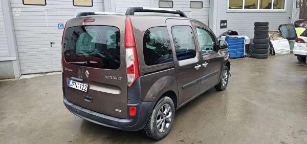 Brown Renault Kangoo 2016 in Vilnius, with an engine capacity of 1.46 L and mileage of 206 thousand km for 3900 €, photo 1 on AUTOMOTO.COM.LV