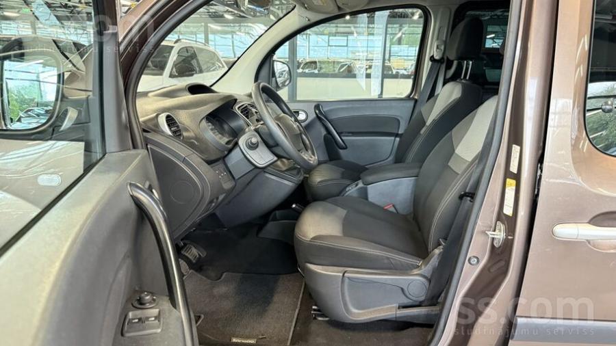 Brūns Renault Kangoo 2018 Rīga, ar dzinēja tilpumu 1.50 L un nobraukumu 293 tūkst. km par 3900 €, foto 9 vietnē AUTOMOTO.COM.LV