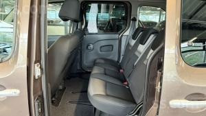 Brūns Renault Kangoo 2018 Rīga, ar dzinēja tilpumu 1.50 L un nobraukumu 293 tūkst. km par 3900 €, foto 11 vietnē AUTOMOTO.COM.LV