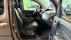Brūns Renault Kangoo 2018 Rīga, ar dzinēja tilpumu 1.50 L un nobraukumu 293 tūkst. km par 3900 €, foto 14 vietnē AUTOMOTO.COM.LV