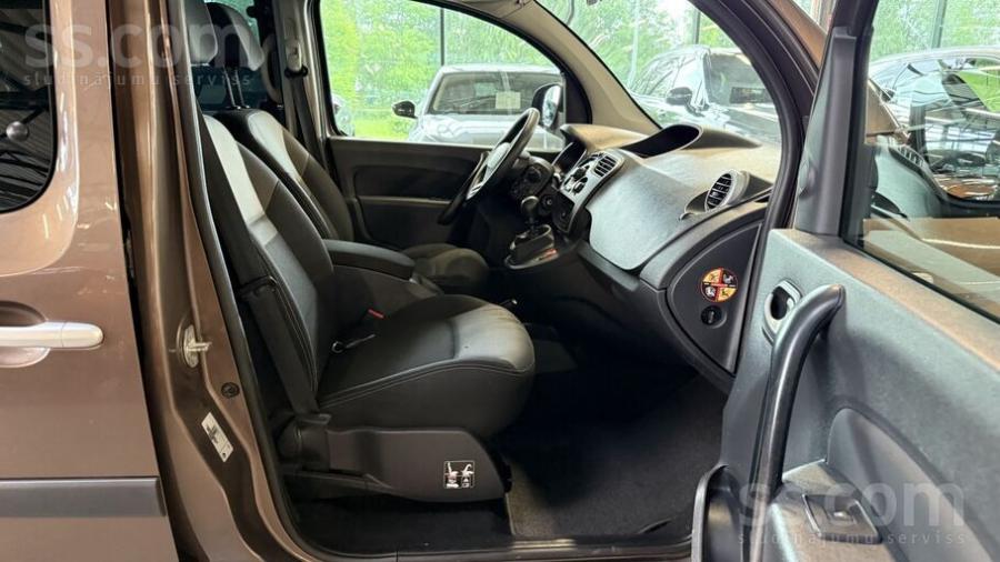 Brūns Renault Kangoo 2018 Rīga, ar dzinēja tilpumu 1.50 L un nobraukumu 293 tūkst. km par 3900 €, foto 14 vietnē AUTOMOTO.COM.LV