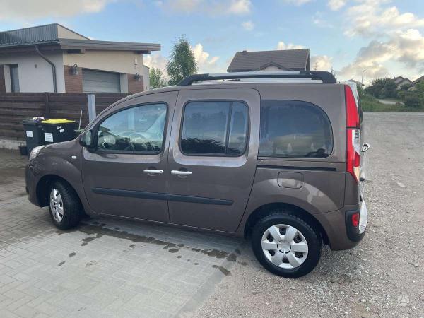 Brūns Renault Kangoo 2018 Klaipėda, ar dzinēja tilpumu 1.20 L un nobraukumu 124 tūkst. km par 6400 €, foto 2 vietnē AUTOMOTO.COM.LV