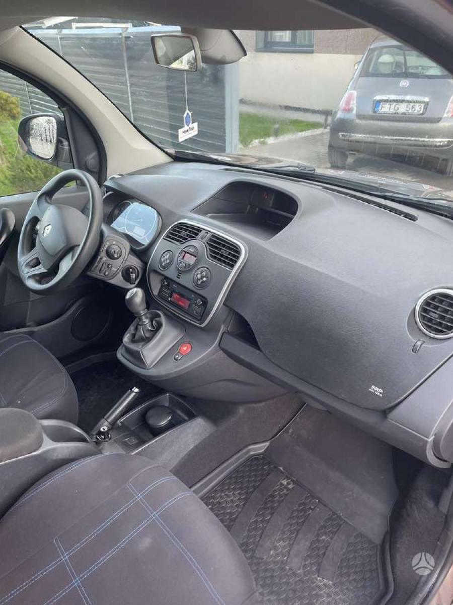 Brūns Renault Kangoo 2018 Klaipėda, ar dzinēja tilpumu 1.20 L un nobraukumu 124 tūkst. km par 6400 €, foto 12 vietnē AUTOMOTO.COM.LV