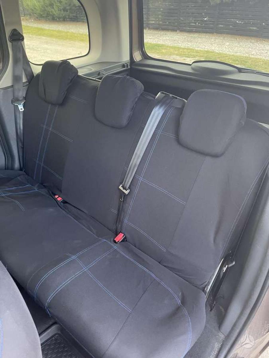 Brūns Renault Kangoo 2018 Klaipėda, ar dzinēja tilpumu 1.20 L un nobraukumu 124 tūkst. km par 6400 €, foto 17 vietnē AUTOMOTO.COM.LV