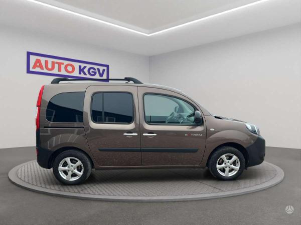 Brown Renault Kangoo 2020 in Kaunas, with an engine capacity of 1.50 L and mileage of 116 thousand km for 9999 €, photo 6 on AUTOMOTO.COM.LV