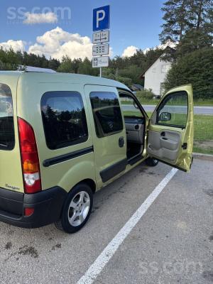 Zaļš Renault Kangoo 2004 Rīga, ar dzinēja tilpumu 1.20 L un nobraukumu 326 tūkst. km par 3300 €, foto 5 vietnē AUTOMOTO.COM.LV