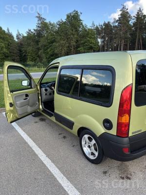 Zaļš Renault Kangoo 2004 Rīga, ar dzinēja tilpumu 1.20 L un nobraukumu 326 tūkst. km par 2950 €, foto 5 vietnē AUTOMOTO.COM.LV