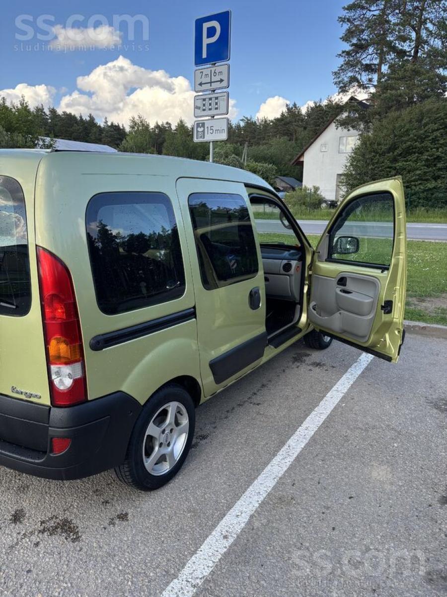 Zaļš Renault Kangoo 2004 Rīga, ar dzinēja tilpumu 1.20 L un nobraukumu 326 tūkst. km par 2950 €, foto 6 vietnē AUTOMOTO.COM.LV