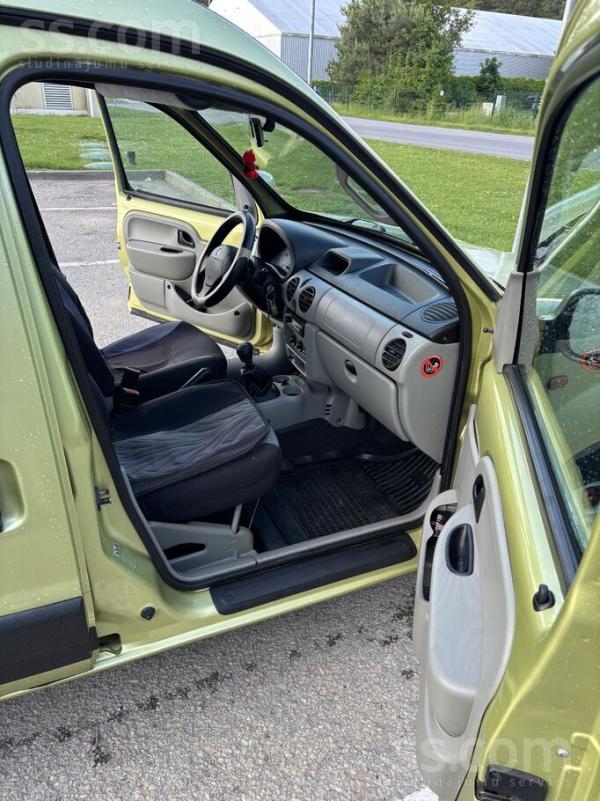 Zaļš Renault Kangoo 2004 Rīga, ar dzinēja tilpumu 1.20 L un nobraukumu 326 tūkst. km par 2950 €, foto 6 vietnē AUTOMOTO.COM.LV