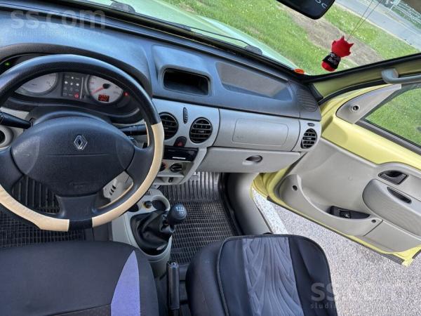 Zaļš Renault Kangoo 2004 Rīga, ar dzinēja tilpumu 1.20 L un nobraukumu 326 tūkst. km par 2950 €, foto 9 vietnē AUTOMOTO.COM.LV
