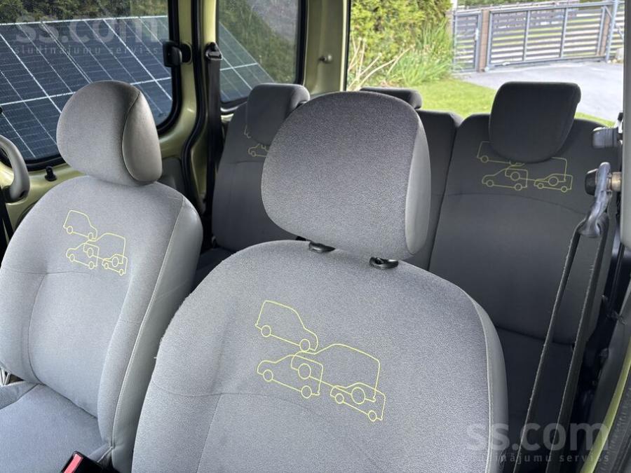 Zaļš Renault Kangoo 2004 Rīga, ar dzinēja tilpumu 1.20 L un nobraukumu 326 tūkst. km par 2750 €, foto 10 vietnē AUTOMOTO.COM.LV