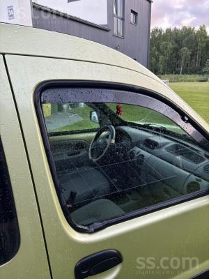 Zaļš Renault Kangoo 2004 Rīga, ar dzinēja tilpumu 1.20 L un nobraukumu 326 tūkst. km par 2750 €, foto 11 vietnē AUTOMOTO.COM.LV