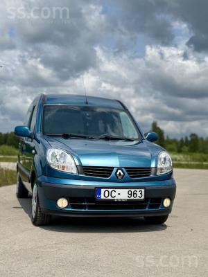 Green Renault Kangoo 2006 in Preili, with an engine capacity of 1.60 L and mileage of 207 thousand km for 3599 €, photo 2 on AUTOMOTO.COM.LV