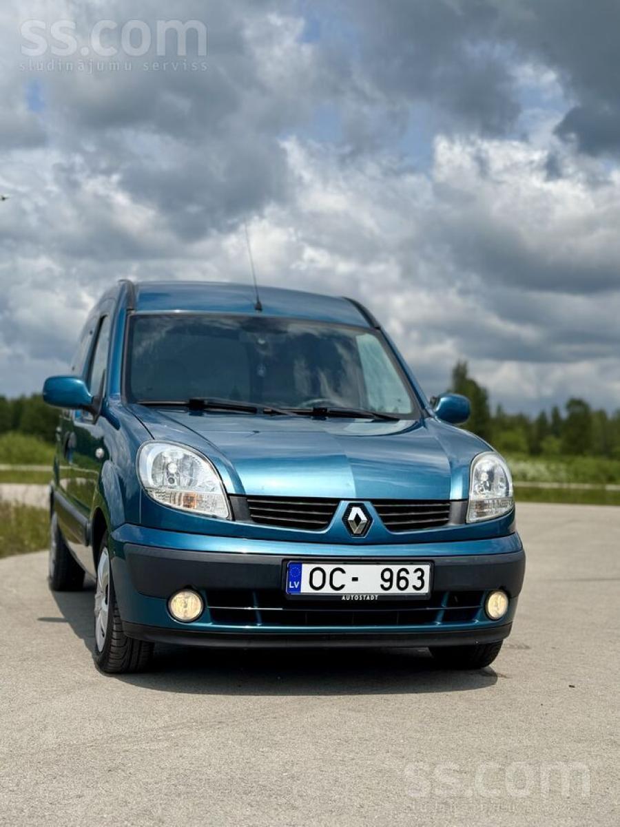 Green Renault Kangoo 2006 in Preili, with an engine capacity of 1.60 L and mileage of 207 thousand km for 3599 €, photo 2 on AUTOMOTO.COM.LV