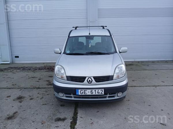 Pelēks Renault Kangoo 2006 Limbaži, ar dzinēja tilpumu 1.20 L un nobraukumu 0 tūkst. km par 400 €, foto 1 vietnē AUTOMOTO.COM.LV