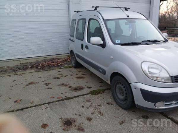 Pelēks Renault Kangoo 2006 Limbaži, ar dzinēja tilpumu 1.20 L un nobraukumu 0 tūkst. km par 400 €, foto 2 vietnē AUTOMOTO.COM.LV