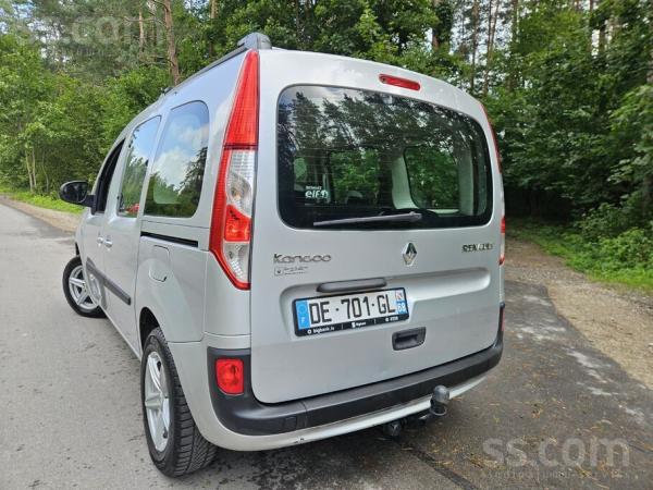 Grey Renault Kangoo 2014 in Riga, with an engine capacity of 1.50 L and mileage of 253 thousand km for 5750 €, photo 11 on AUTOMOTO.COM.LV