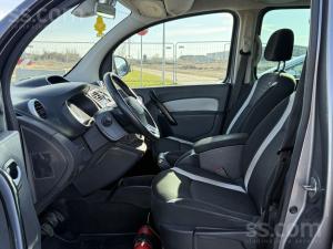Pelēks Renault Kangoo 2015 Liepāja, ar dzinēja tilpumu 1.20 L un nobraukumu 180 tūkst. km par 6700 €, foto 15 vietnē AUTOMOTO.COM.LV