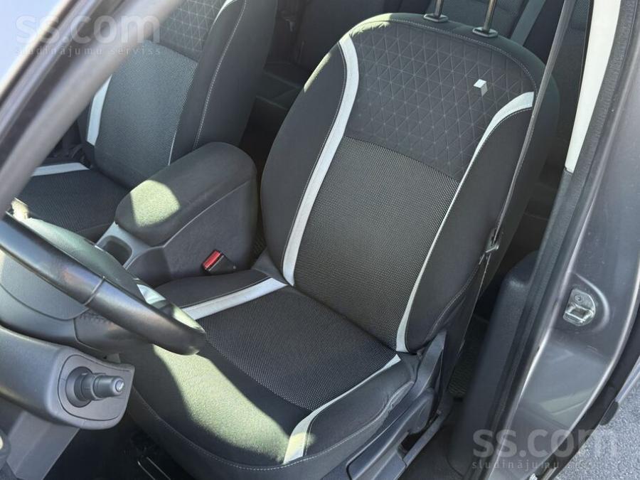 Pelēks Renault Kangoo 2015 Liepāja, ar dzinēja tilpumu 1.20 L un nobraukumu 180 tūkst. km par 6700 €, foto 16 vietnē AUTOMOTO.COM.LV