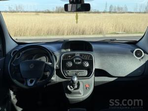 Pelēks Renault Kangoo 2015 Liepāja, ar dzinēja tilpumu 1.20 L un nobraukumu 180 tūkst. km par 6700 €, foto 17 vietnē AUTOMOTO.COM.LV