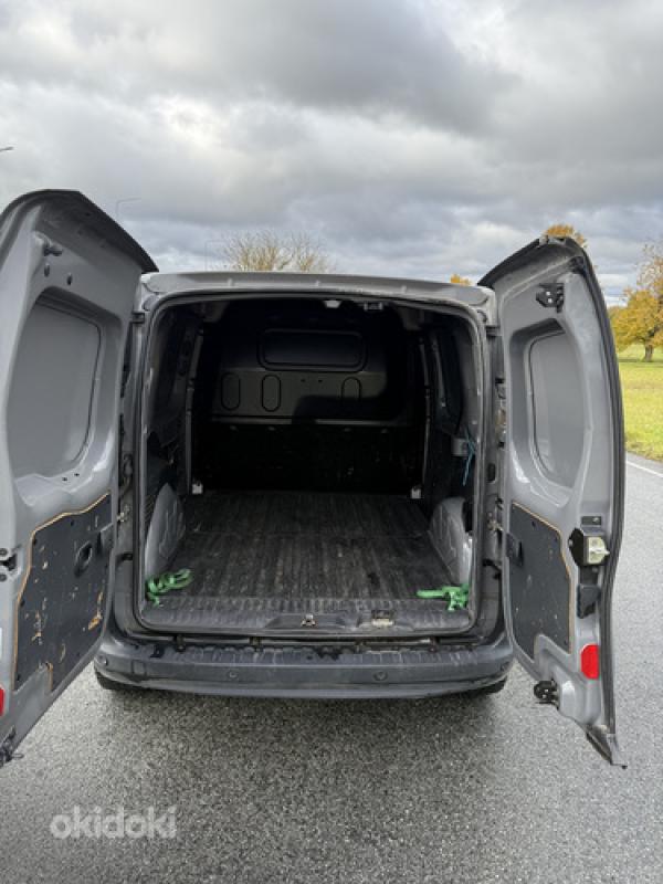 Pelēks Renault Kangoo 2020 Rakvere, ar dzinēja tilpumu 1.60 L un nobraukumu 70 tūkst. km par 7500 €, foto 9 vietnē AUTOMOTO.COM.LV