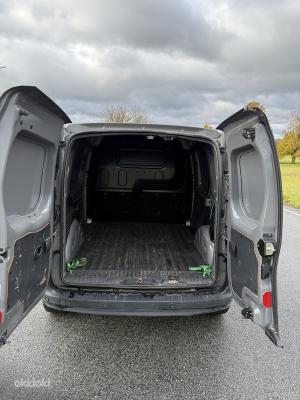 Grey Renault Kangoo 2020 in Rakvere, with an engine capacity of 1.60 L and mileage of 70 thousand km for 7500 €, photo 19 on AUTOMOTO.COM.LV