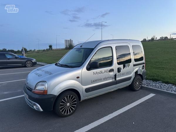 Рено Кенгу 2002 в Вильнюс на AUTOMOTO.COM.LV Серый Рено Кенгу 2002 в Вильнюс, объемом двигателя 1.60 л и пробегом 203 тыс. км за 2300 €, фото 1 на AUTOMOTO.COM.LV