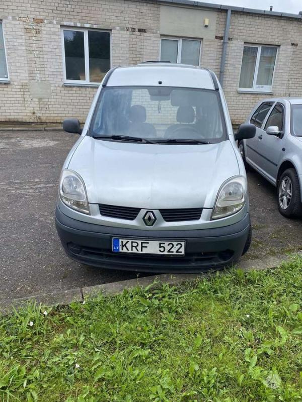 Pelēks Renault Kangoo 2005 Kretinga, ar dzinēja tilpumu 1.46 L un nobraukumu 260 tūkst. km par 400 €, foto 9 vietnē AUTOMOTO.COM.LV