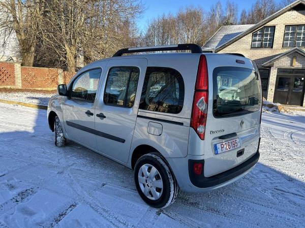 Grey Renault Kangoo 2008 in Taurage, with an engine capacity of 1.46 L and mileage of 270 thousand km for 2750 €, photo 4 on AUTOMOTO.COM.LV