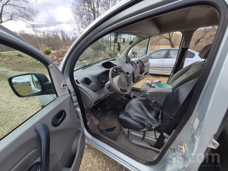 Pelēks Renault Kangoo 2008 Gulbene, ar dzinēja tilpumu 1.50 L un nobraukumu 335 tūkst. km par 1300 €, foto 8 vietnē AUTOMOTO.COM.LV