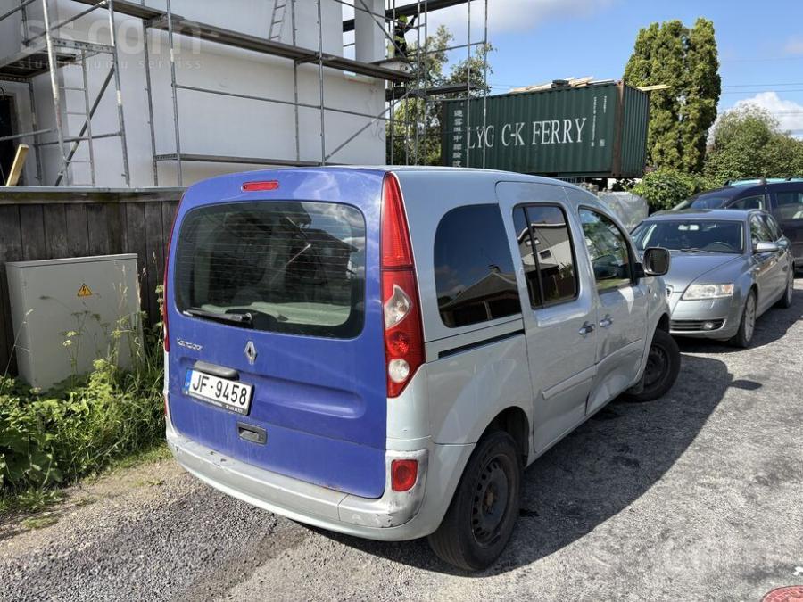 Grey Renault Kangoo 2008 in Riga, with an engine capacity of 1.50 L and mileage of 297 thousand km for 1000 €, photo 3 on AUTOMOTO.COM.LV