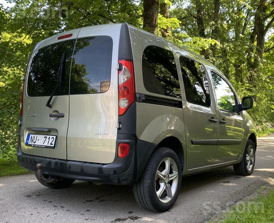 Pelēks Renault Kangoo 2009 Dobele, ar dzinēja tilpumu 1.40 L un nobraukumu 188 tūkst. km par 2250 €, foto 4 vietnē AUTOMOTO.COM.LV