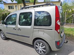 Grey Renault Kangoo 2009 in Vilnius, with an engine capacity of 1.50 L and mileage of 280 thousand km for 2500 €, photo 4 on AUTOMOTO.COM.LV