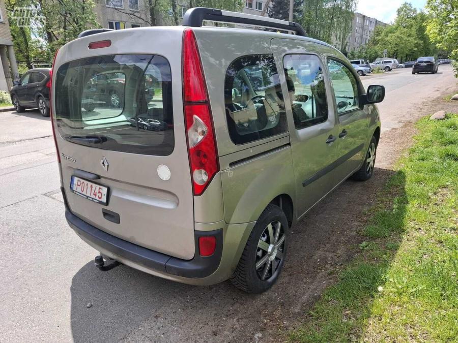 Grey Renault Kangoo 2009 in Vilnius, with an engine capacity of 1.50 L and mileage of 280 thousand km for 2500 €, photo 6 on AUTOMOTO.COM.LV