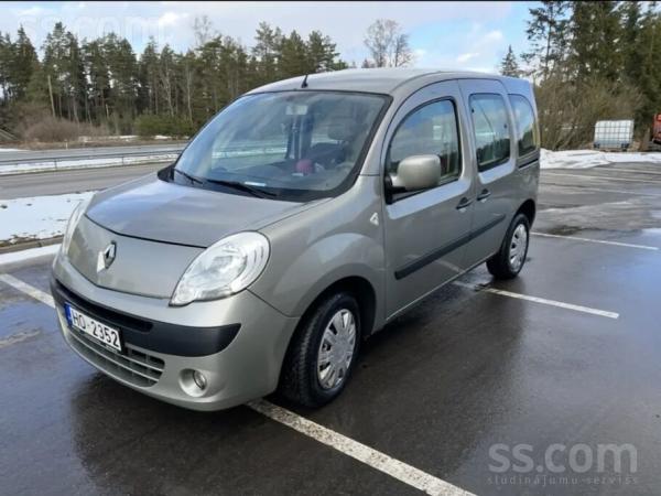 Grey Renault Kangoo 2010 in Riga, with an engine capacity of 1.50 L and mileage of 341 thousand km for 2595 €, photo 1 on AUTOMOTO.COM.LV