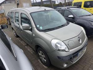 Grey Renault Kangoo 2013 in Taurage, with an engine capacity of 0.00 L and mileage of 111 thousand km for 3500 €, photo 8 on AUTOMOTO.COM.LV