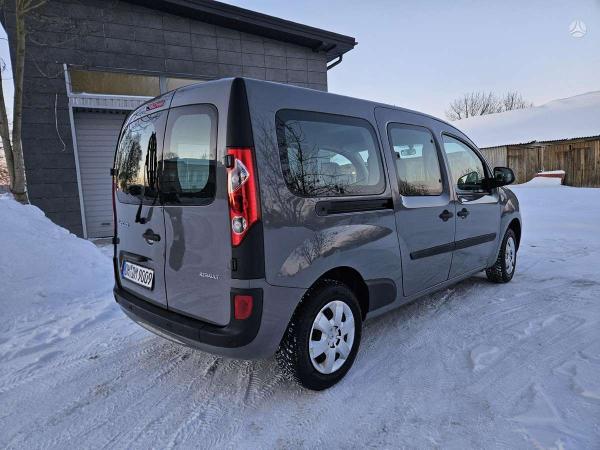 Pelēks Renault Kangoo 2013 Radviliškis, ar dzinēja tilpumu 1.46 L un nobraukumu 135 tūkst. km par 6500 €, foto 6 vietnē AUTOMOTO.COM.LV