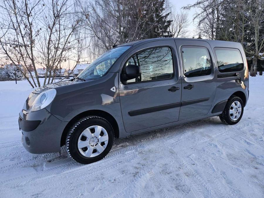 Pelēks Renault Kangoo 2013 Radviliškis, ar dzinēja tilpumu 1.46 L un nobraukumu 135 tūkst. km par 6500 €, foto 2 vietnē AUTOMOTO.COM.LV