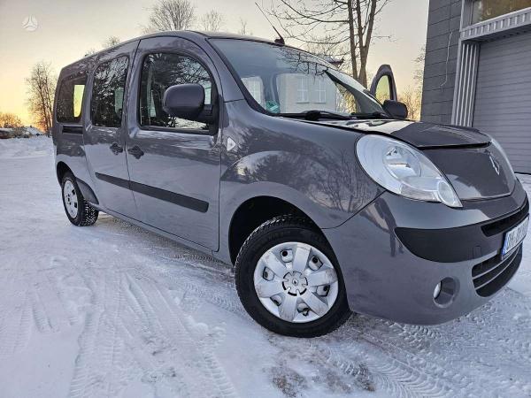 Grey Renault Kangoo 2013 in Radviliskis, with an engine capacity of 1.46 L and mileage of 135 thousand km for 6500 €, photo 8 on AUTOMOTO.COM.LV