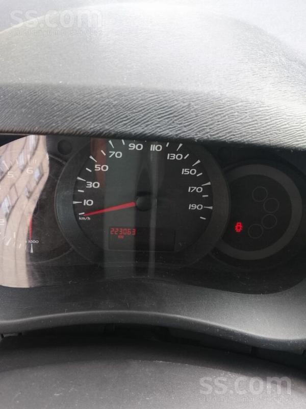 Grey Renault Kangoo 2013 in Jekabpils, with an engine capacity of 1.50 L and mileage of 223 thousand km for 4100 €, photo 2 on AUTOMOTO.COM.LV