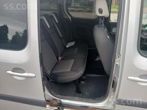 Pelēks Renault Kangoo 2013 Valmiera, ar dzinēja tilpumu 1.50 L un nobraukumu 172 tūkst. km par 4800 €, foto 8 vietnē AUTOMOTO.COM.LV